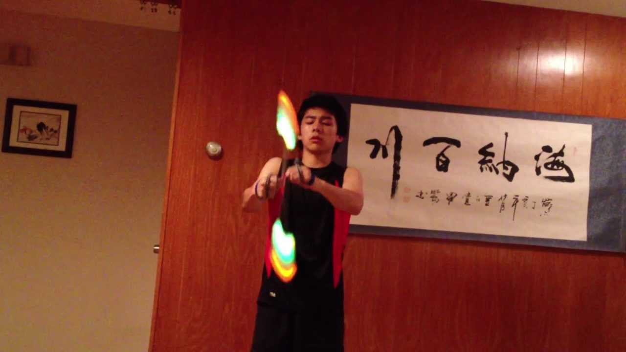 Beginner Glowsticking 3 Buzzsaw - YouTube