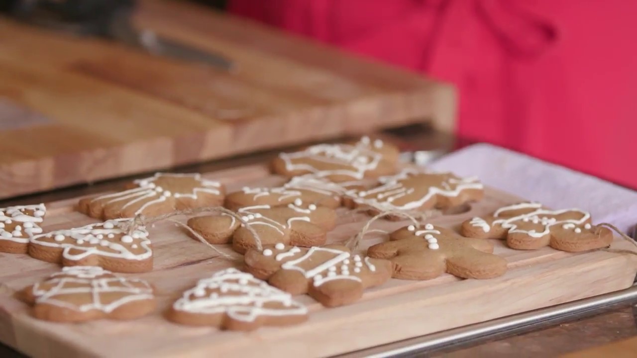 Gingerbread Cookies Recipe - Christmas Hamper of Love - YouTube