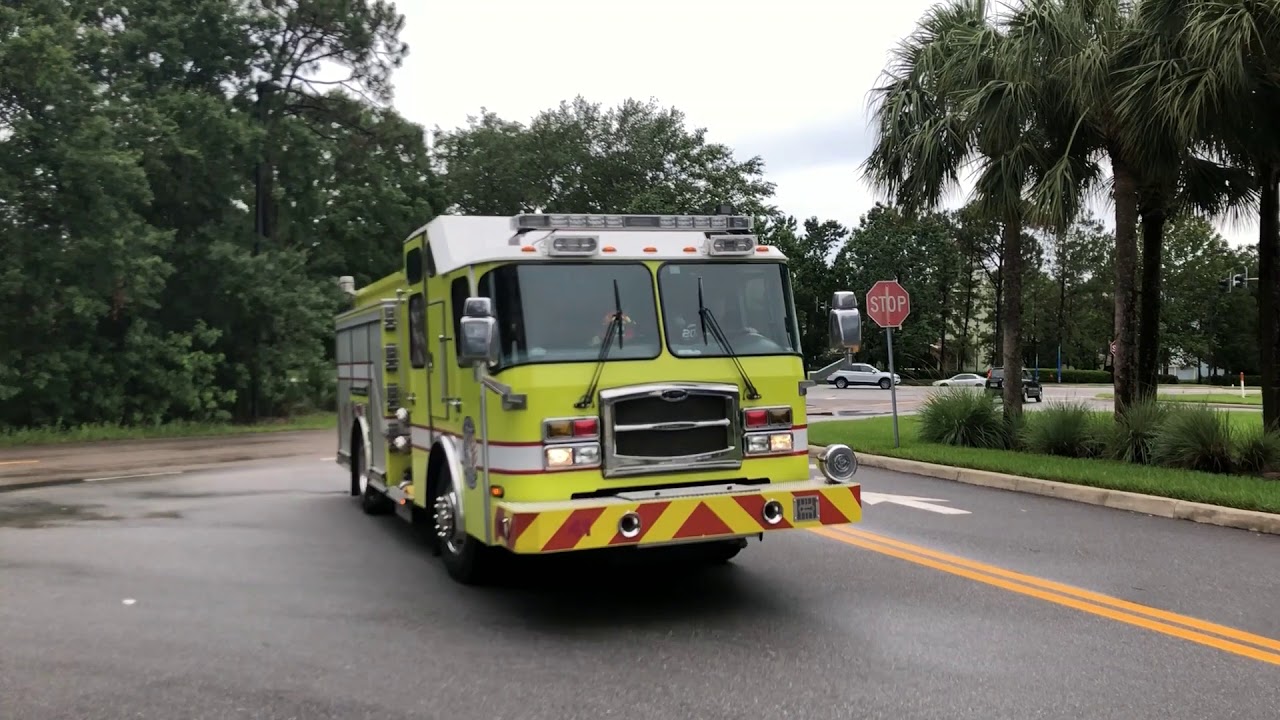 Reedy Creek Fire Dept Engine 41 Returning - YouTube