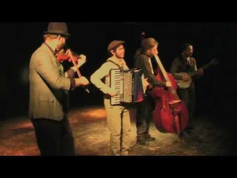 Asa-I-Viata // Fun der Khupe - YouTube Music