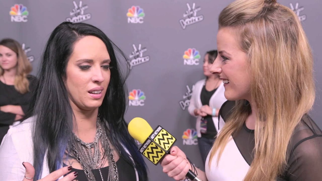 The Voice Red Carpet | Season 6 Top 12 : Kat Perkins | AfterBuzz TV ...