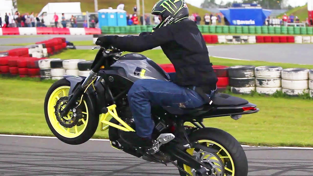 YAMAHA MT07 performance at gamma racing day 2016 in Assen Netherlands ...