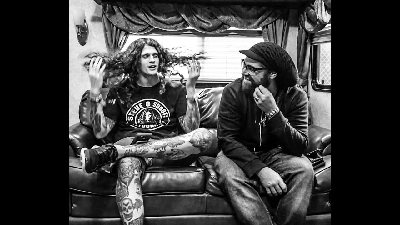 Claudio Sanchez Interview - Coheed and Cambria FFF Fest - YouTube