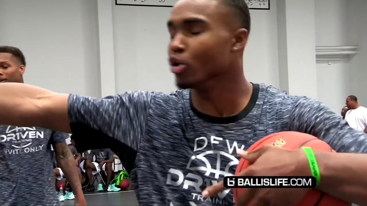 TJ STARKS IS UNSTOPPABLE (1v1 King Of The Court - YouTube