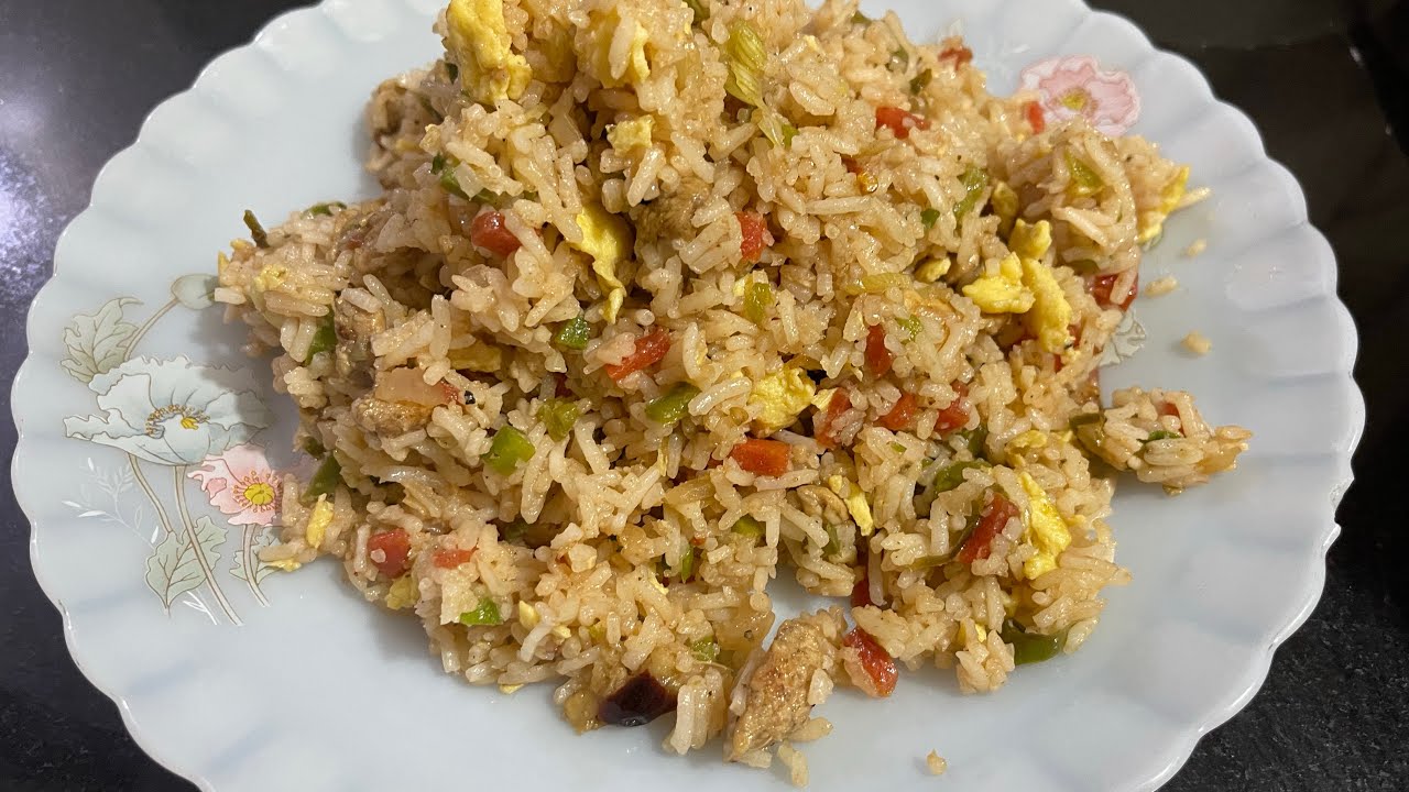 Chinese Hot & Spicy Chicken & egg fried rice - YouTube