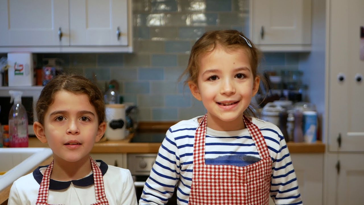 Recipe/ Recette : Easy French baguettes / Les baguettes faciles ! - YouTube