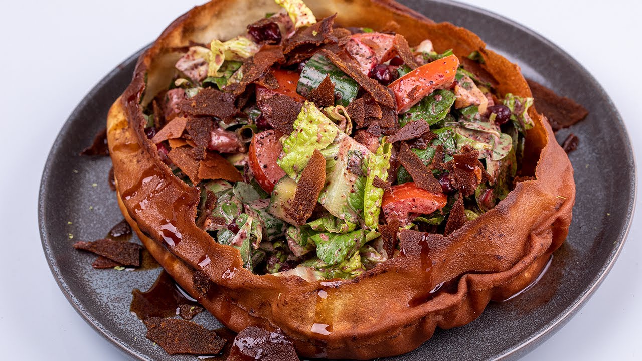 الفتوش اللبناني مع الخبز المحمص The Perfect Fattouch Recipe Youtube