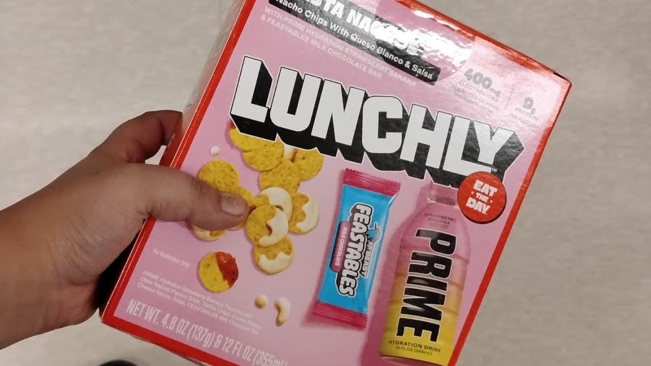 trying lunchly for the first time - YouTube