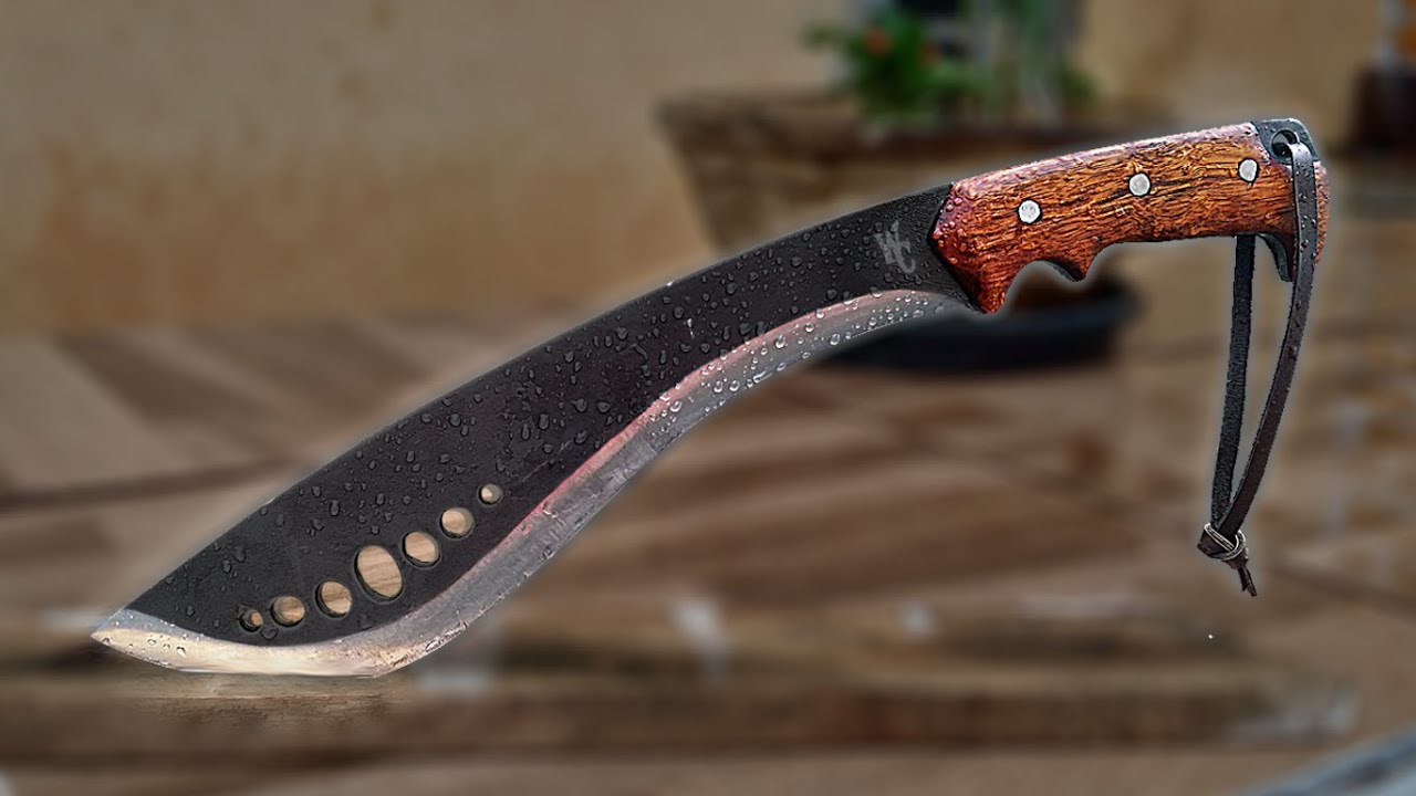 Fabricando lâminas: Jogador de Jogos de Sobrevivência Cria Facas ...