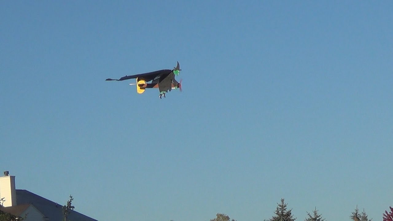 RC Flying Witch - YouTube