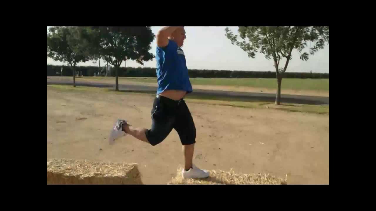 SUPER MARIO NEON CITY RUN EVENT - YouTube