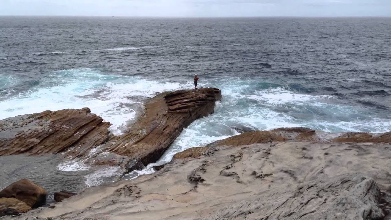 La Perouse Rock Fisherman Timelapse - YouTube