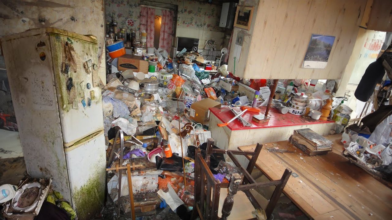 A house that hasn't been cleaned for ten years😱 | Best House Cleaning👌 ...