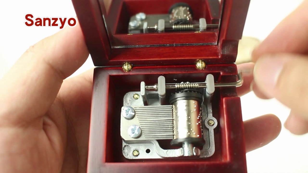 la vie en rose hand crank mirror red music box - YouTube