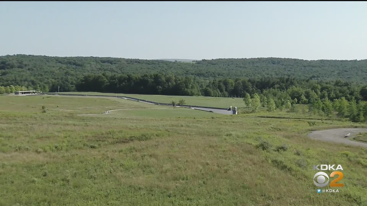 Field Where Flight 93 Crashed Has Become A Place Of Reverence - YouTube