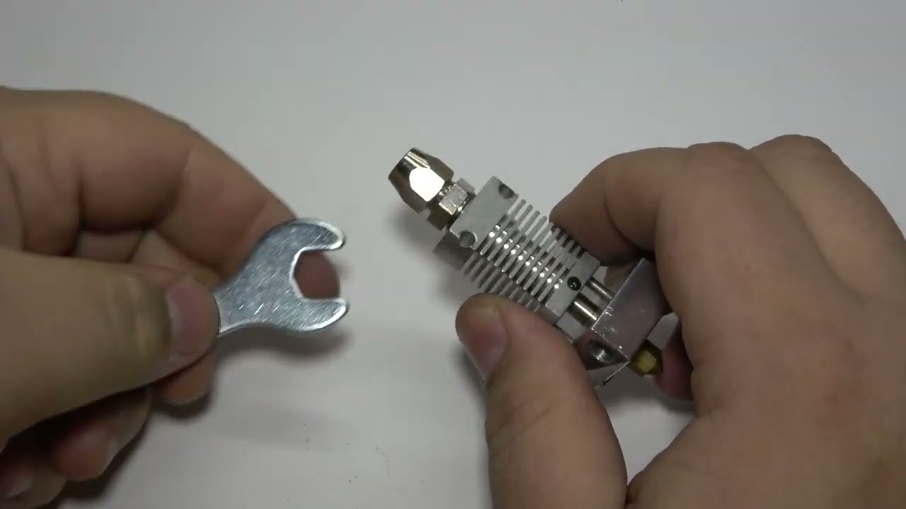 How to Install Compression Fittings On Your 3D Printer Hotend - YouTube