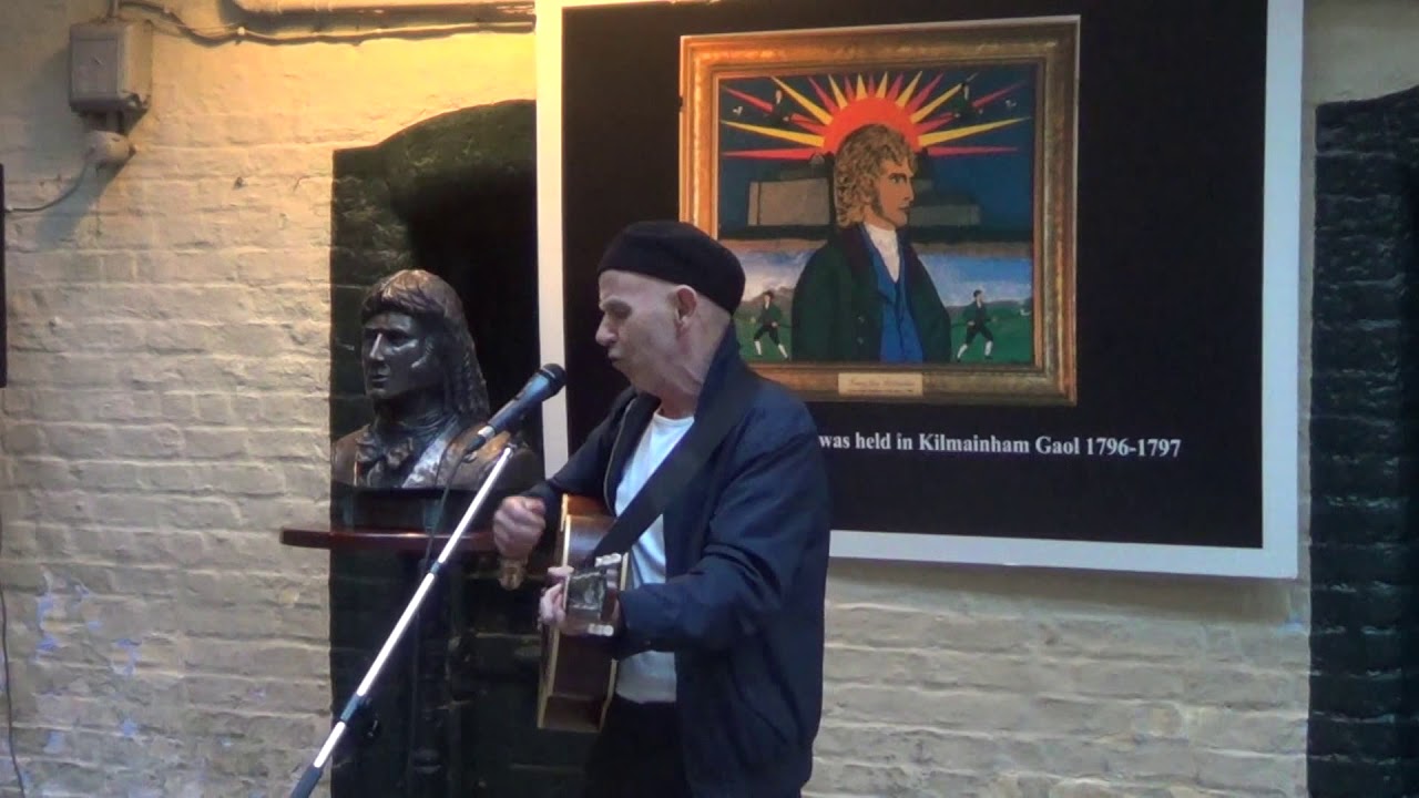 Brush sings The Dying Rebel - YouTube