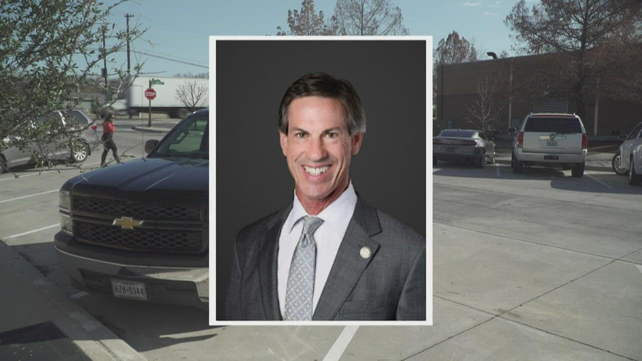Police say Prosper Mayor Ray Smith was avoiding a vehicle that failed ...