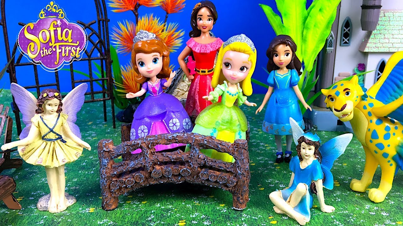 PRINCESS SOFIA THE FIRST AVALOR ADVENTURE & CASTLE PLAYSET - UNBOXING - YouTube