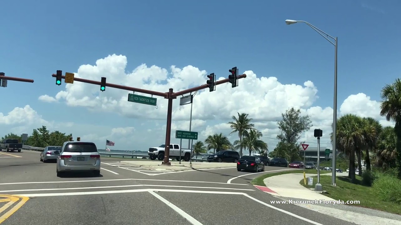 Driving from Downtown Sarasota to Bayfront Park on Longboat Key ...