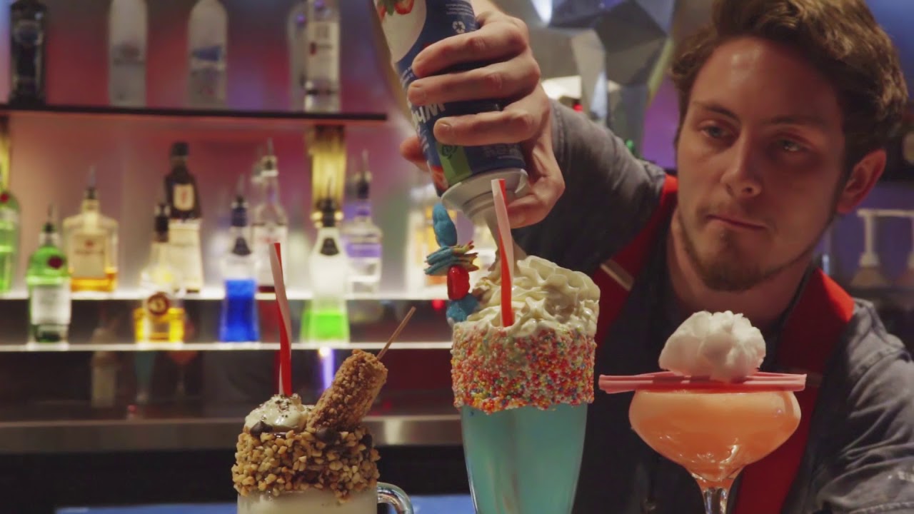 Archie Brothers Cirque Electric - YouTube