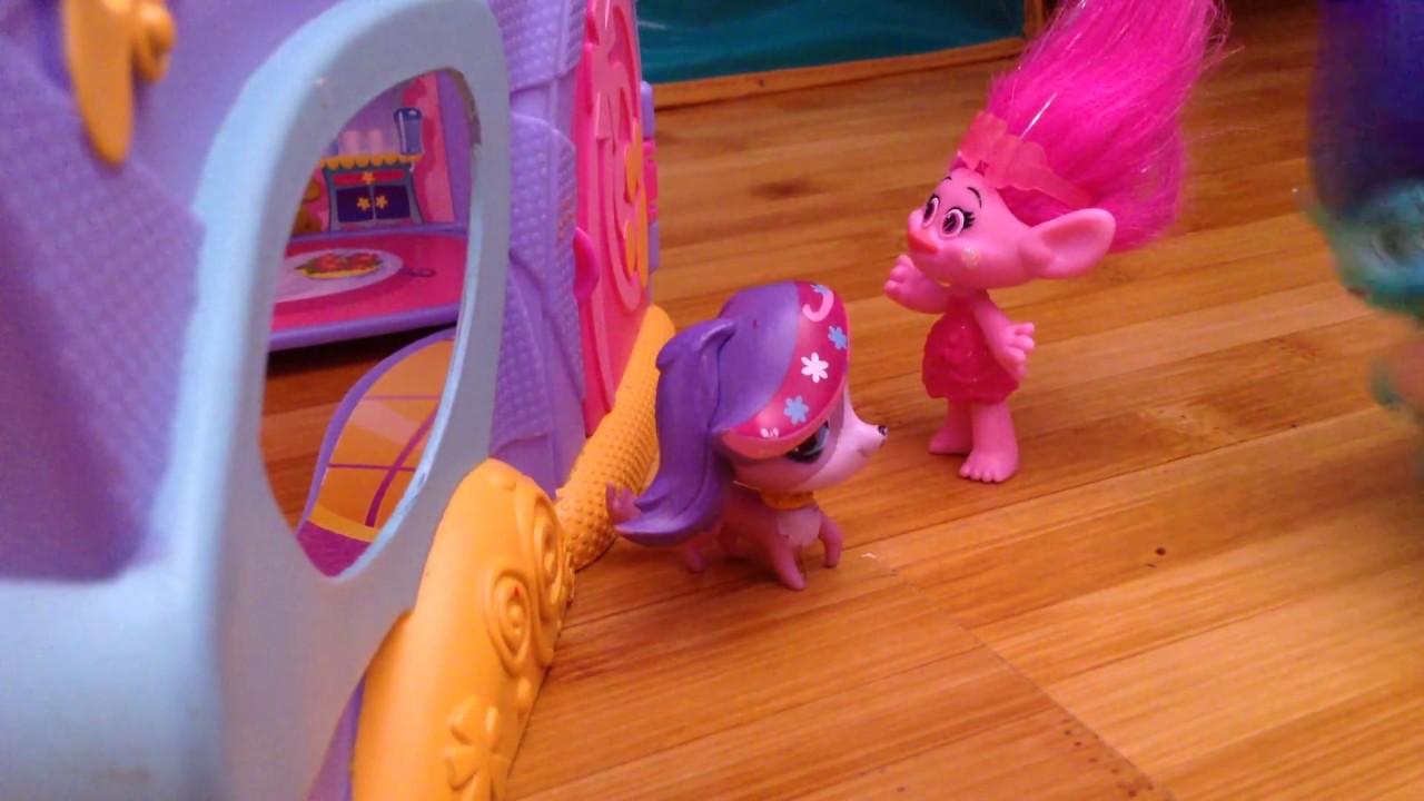 Lps meet the trolls part 3 - YouTube