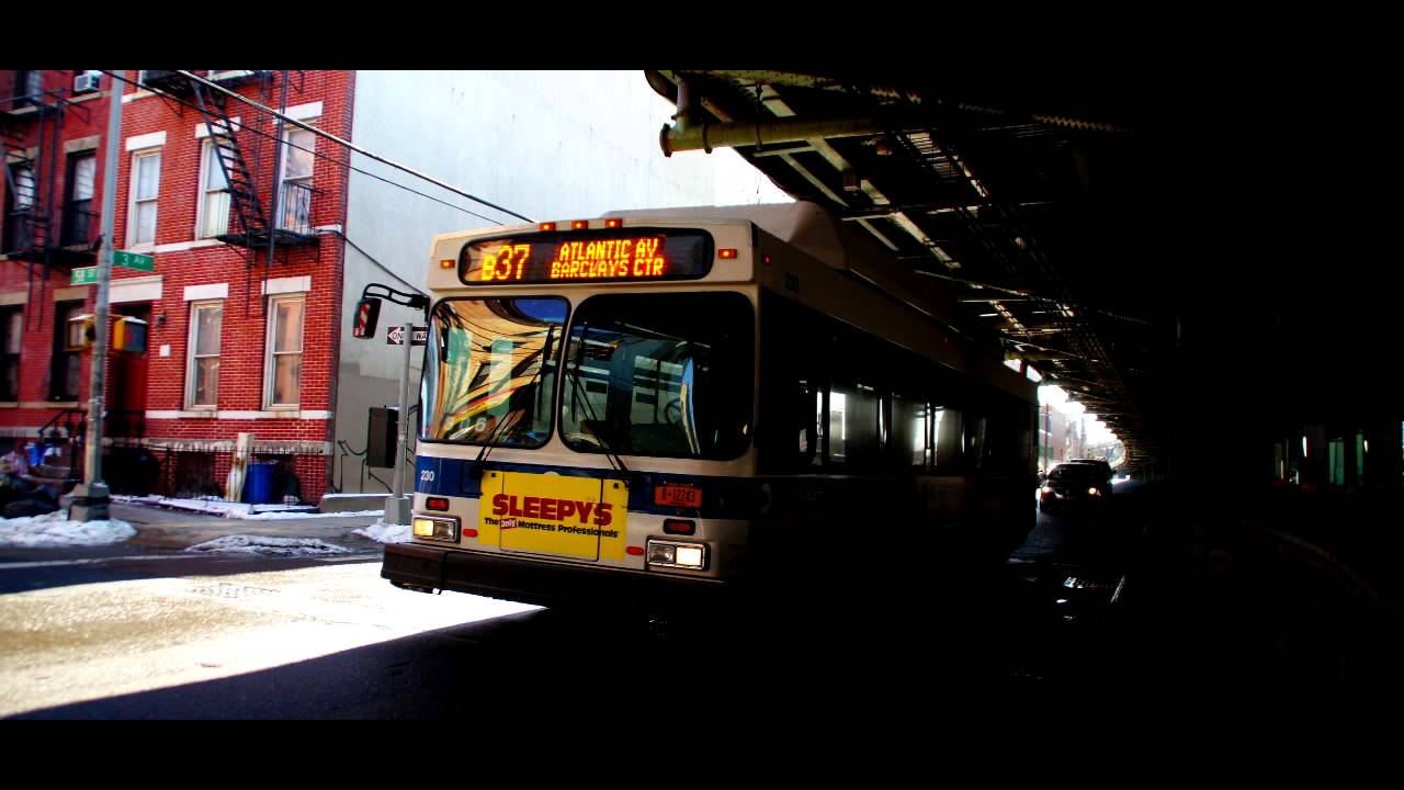 [Sound Recording] MTA NYC Bus 2011 New Flyer C40LF CNG 230 - YouTube