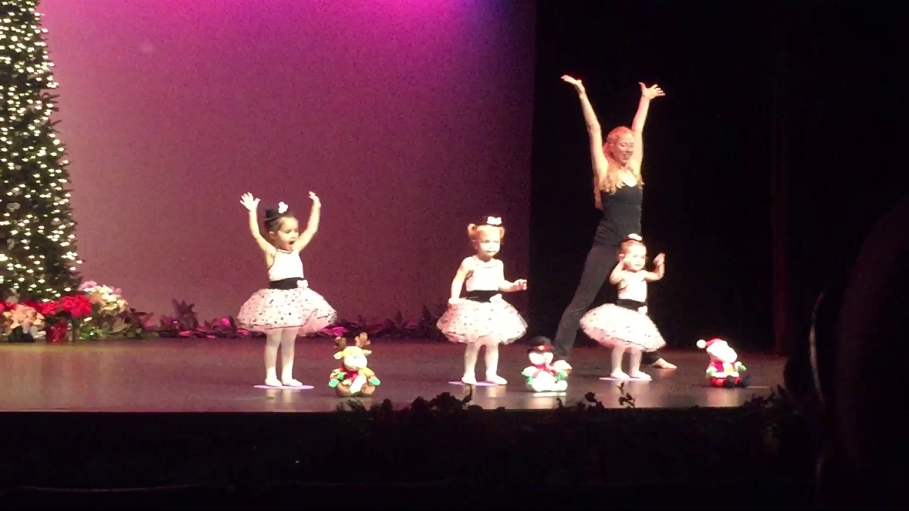 Mae's 2 year old dance recital - YouTube
