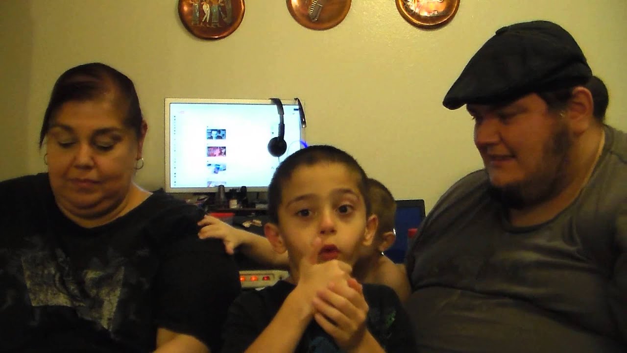 Fat Guy Food Review - Hickory Farms spicy beef Sausage and Pineapple ...