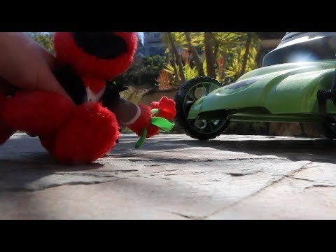 Elmo Loves You Destruction - YouTube