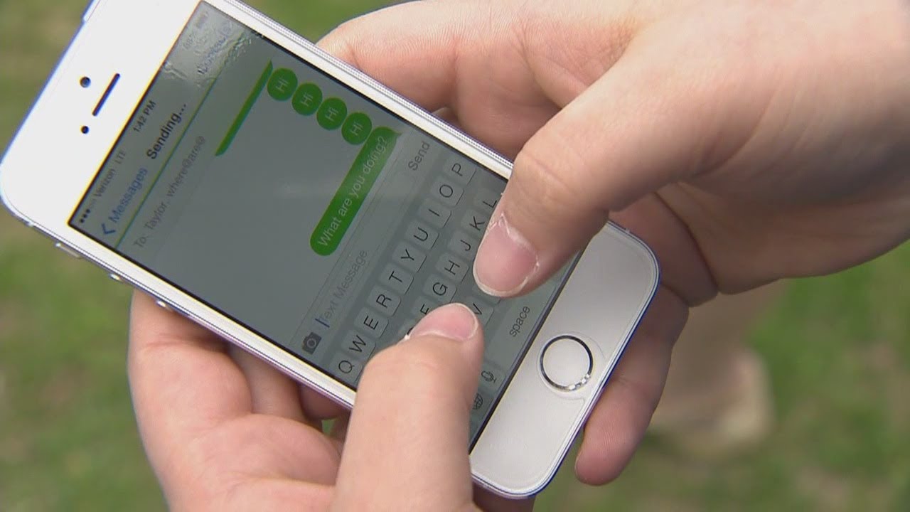 Parents told to warn children about bullying through text - YouTube
