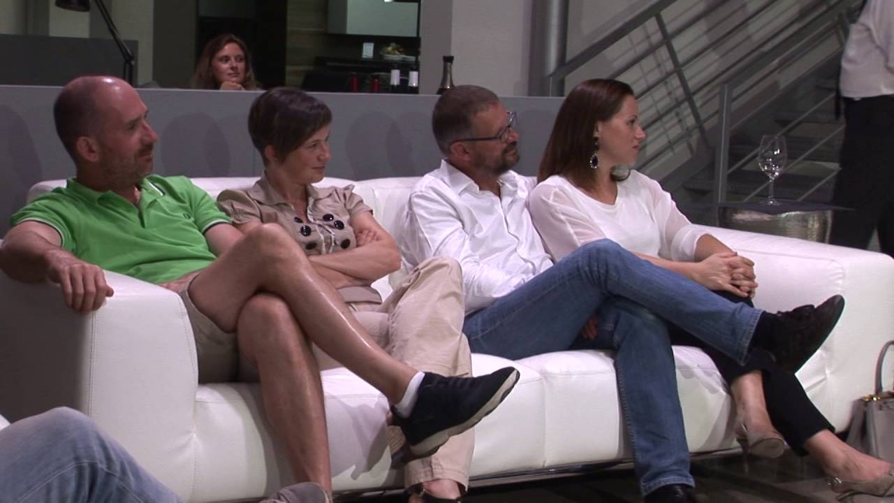 AIS VCO: Col Bicchiere in Salotto - YouTube