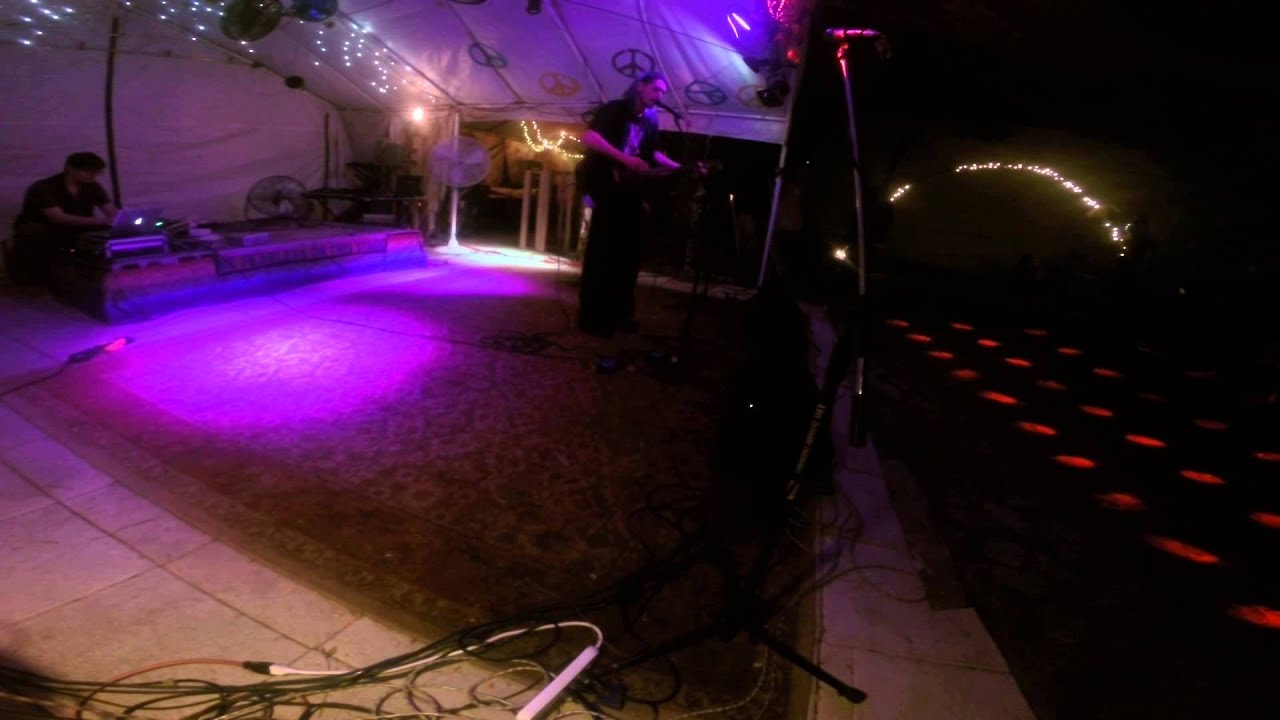 Yoshi Gish at The Blueberry Patch | 01 - YouTube