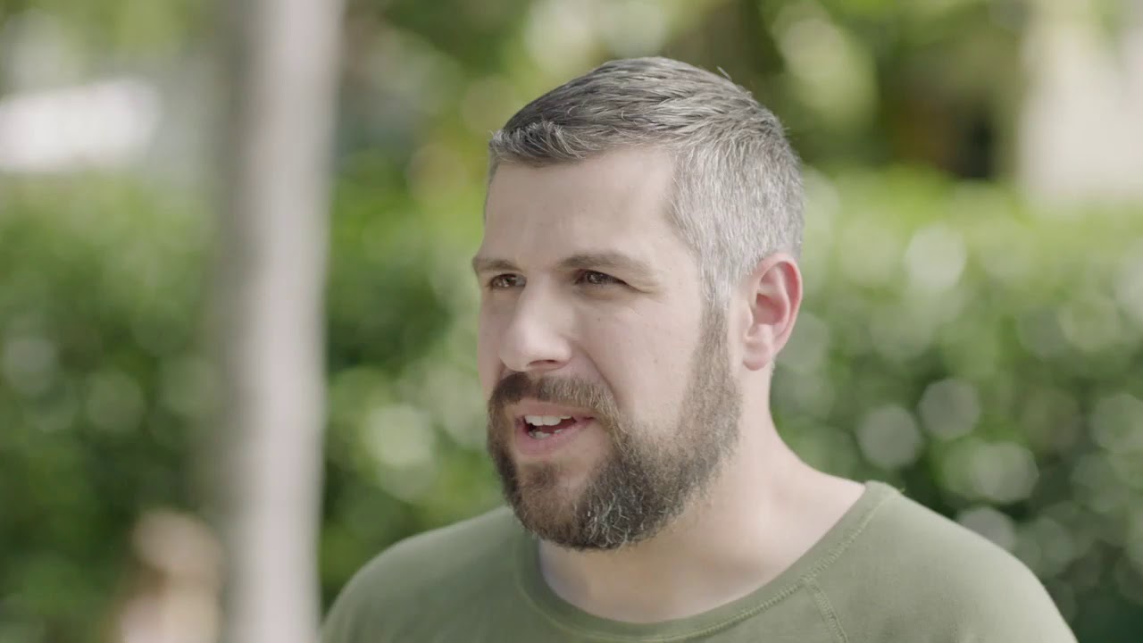 Excellent Customer Service USAA Commercial - YouTube