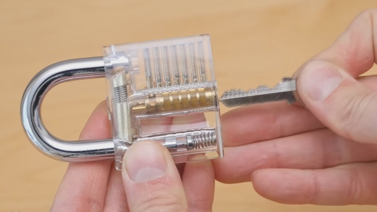 Asi funciona un candado por dentro. - YouTube