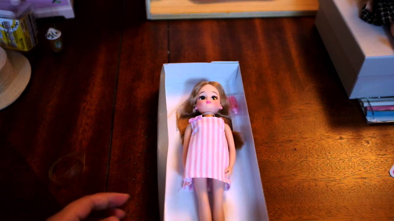 1st Licca Doll box opening~~ - YouTube