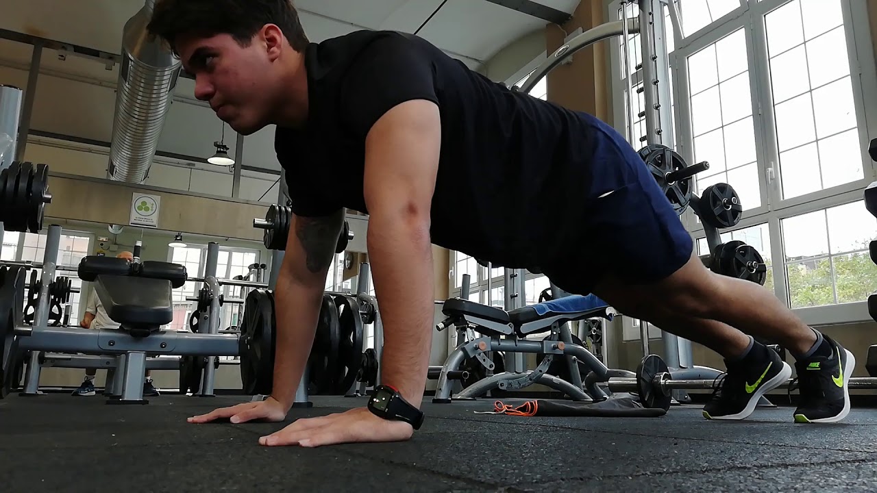 Plancha + flexión de rodilla al pecho - YouTube