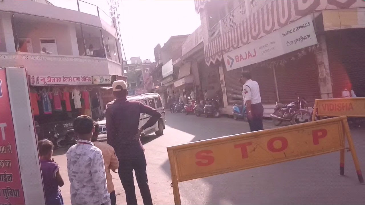 CHIEF MINISTER ENTRY(TRAFFIC ZAM) - YouTube