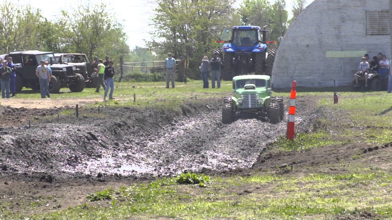 MIdwest Mud Boggers - YouTube