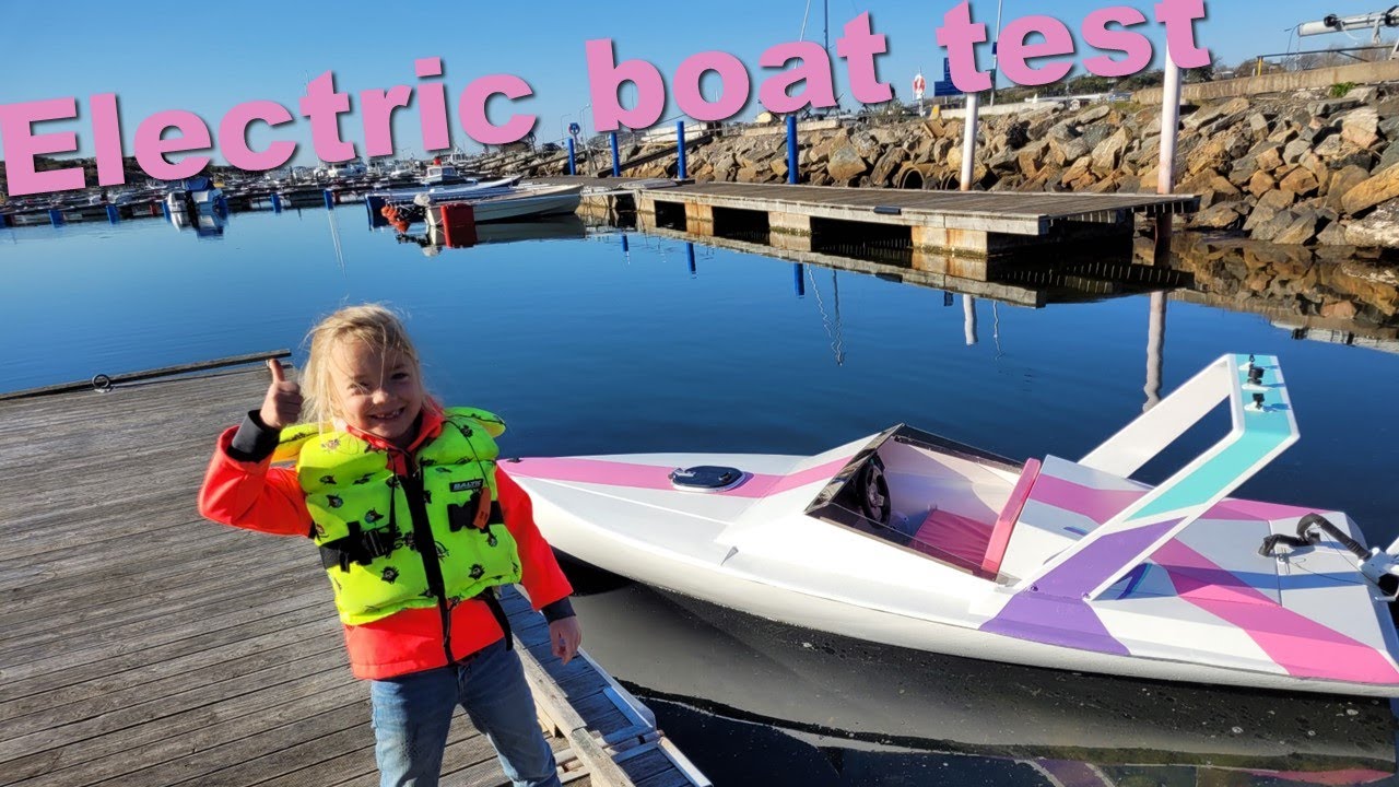 Electric boat test with Molly - YouTube