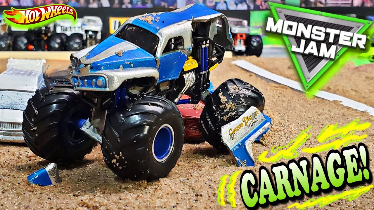 Monster Jam Diecast Toy Monster Truck Bracket Racing! (Thunder Episode ...