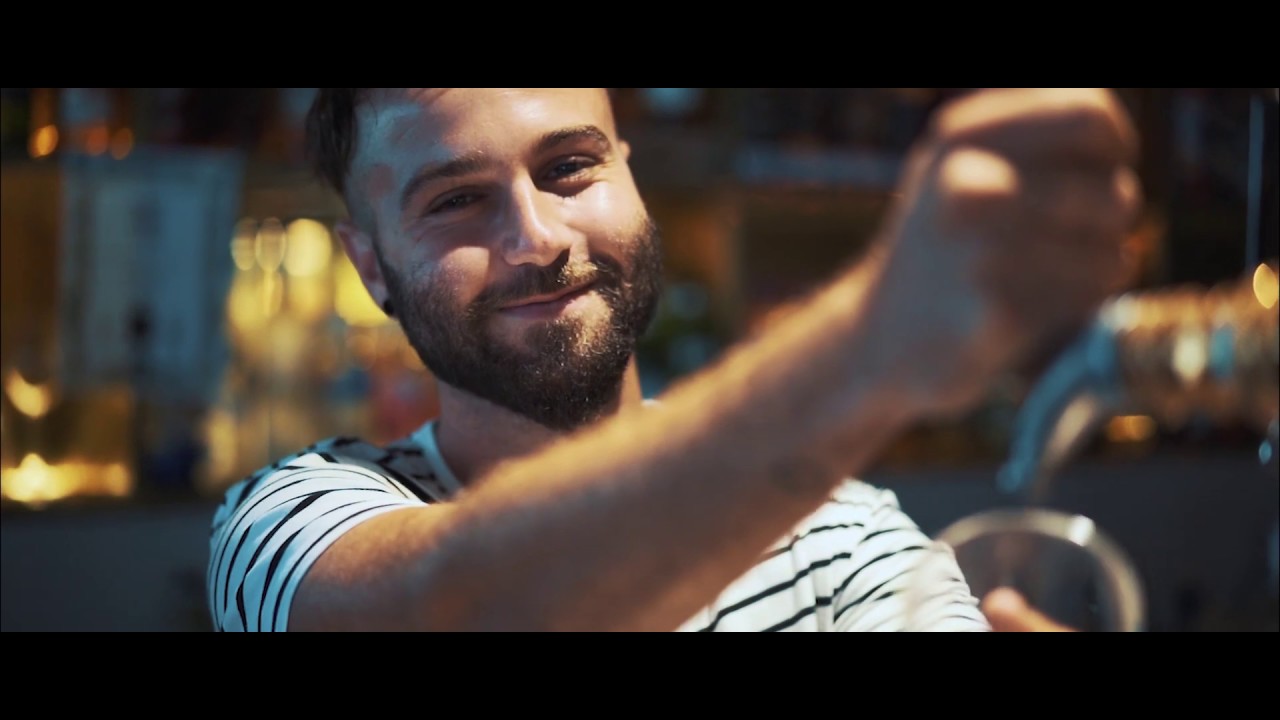 The Fiddler Rouse Hill - YouTube