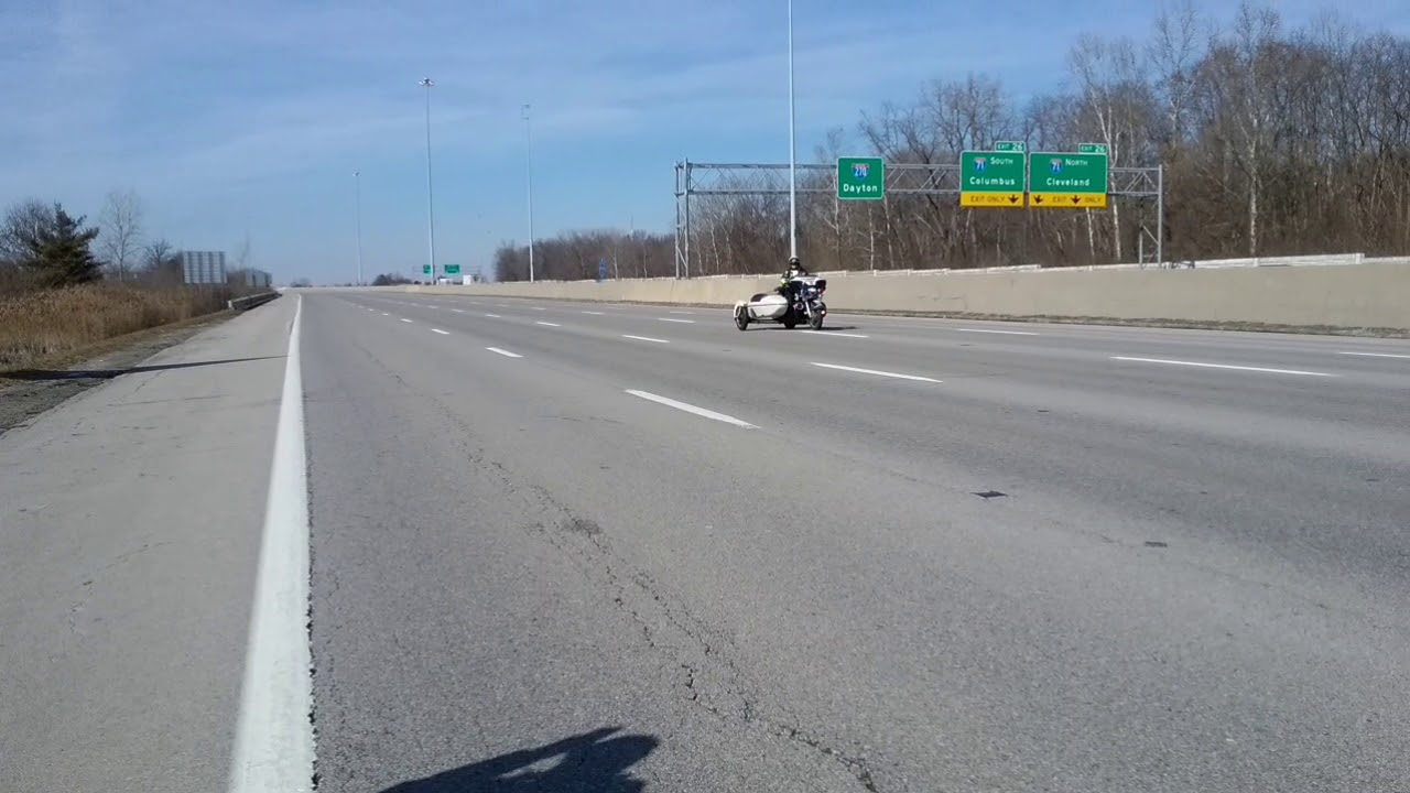 FAST MOVING DODGE CHARGER - YouTube