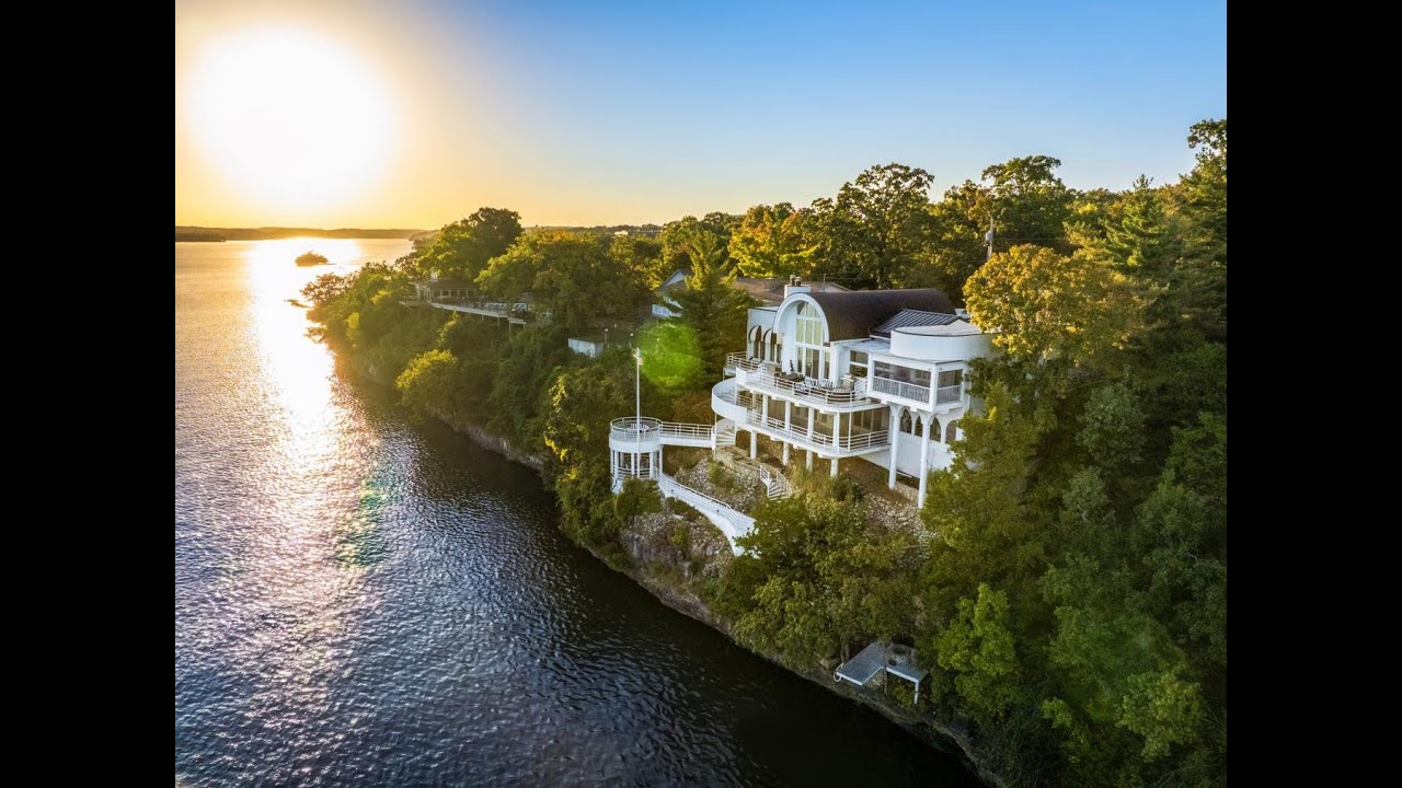 648 Black Hawk Drive, Lake Ozark MO 65049 - YouTube