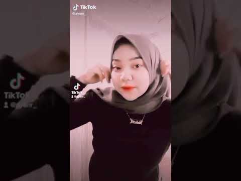 tiktok jilbobs bokong montok cantik susu gede banget