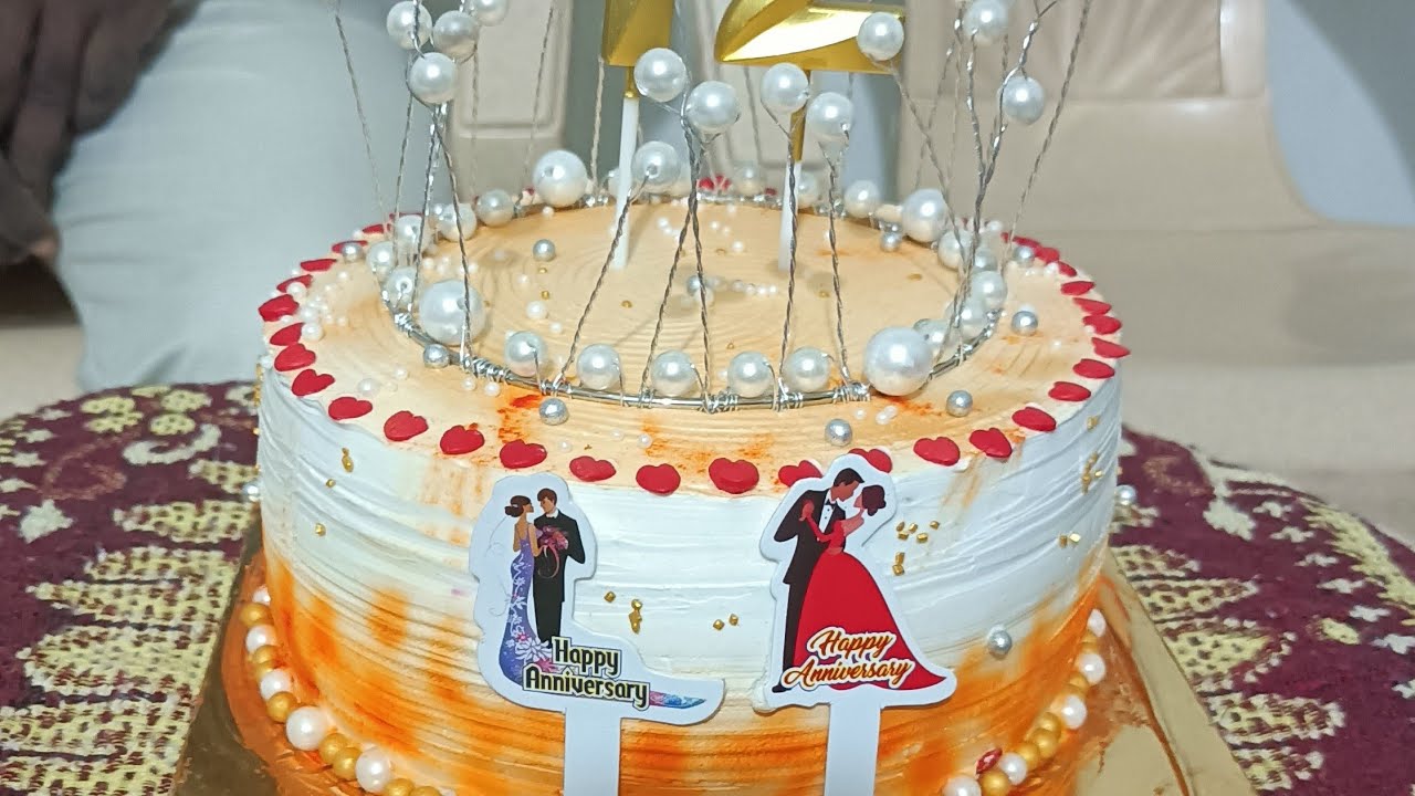 anniversary crown thim cake short video YouTube video cake short video ...