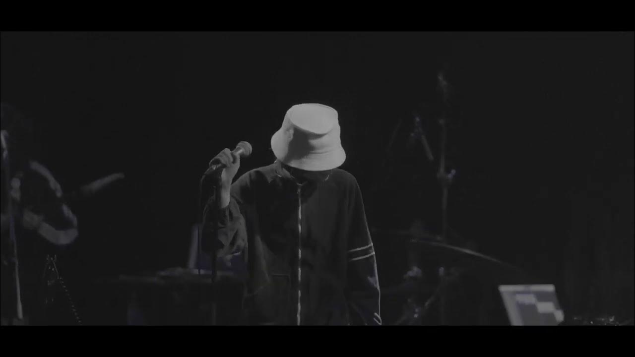 um-hum - Plastic L [Official Visualizer] - YouTube Music