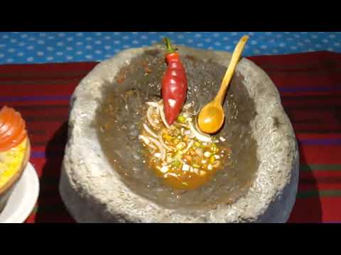 PREPARACION DEL YAHUARLOCRO... - YouTube