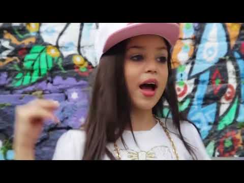 Novinha MC Melody Watch Me