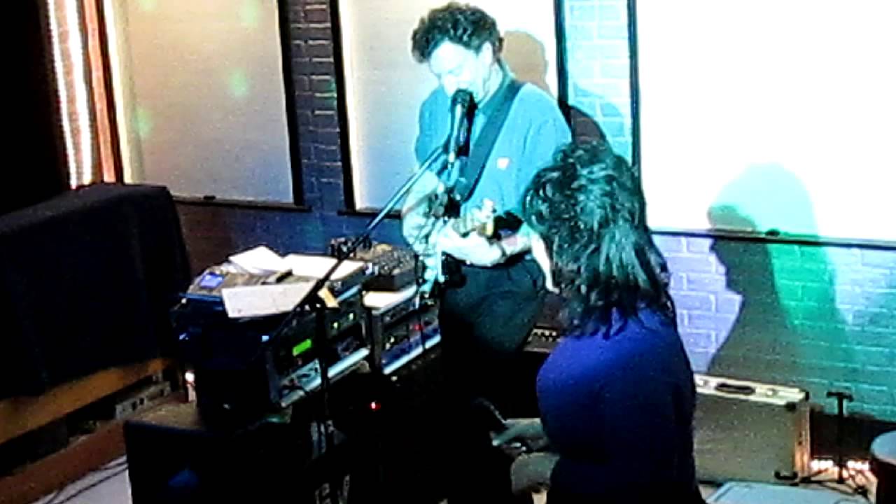 John Manfredi and De-De - 2013-03-02 - YouTube